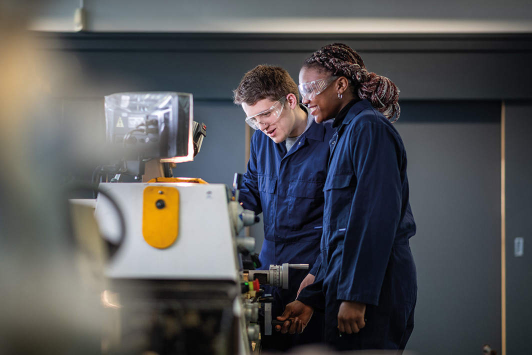 South Coast Institute of Technology - SHCG | South Hampshire College Group