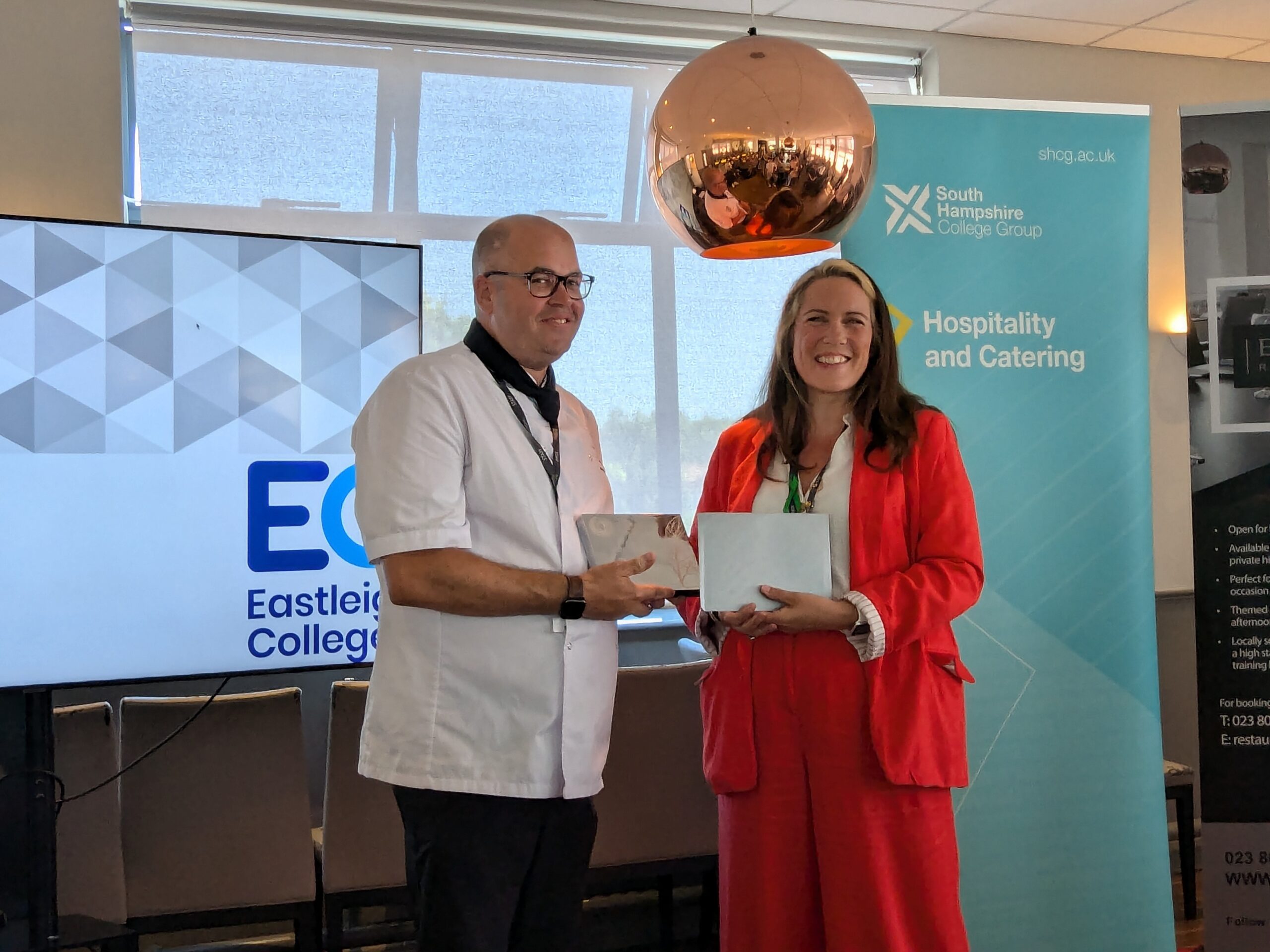 Inspiring College Lecturer Wins Prestigious National Teaching Award ...